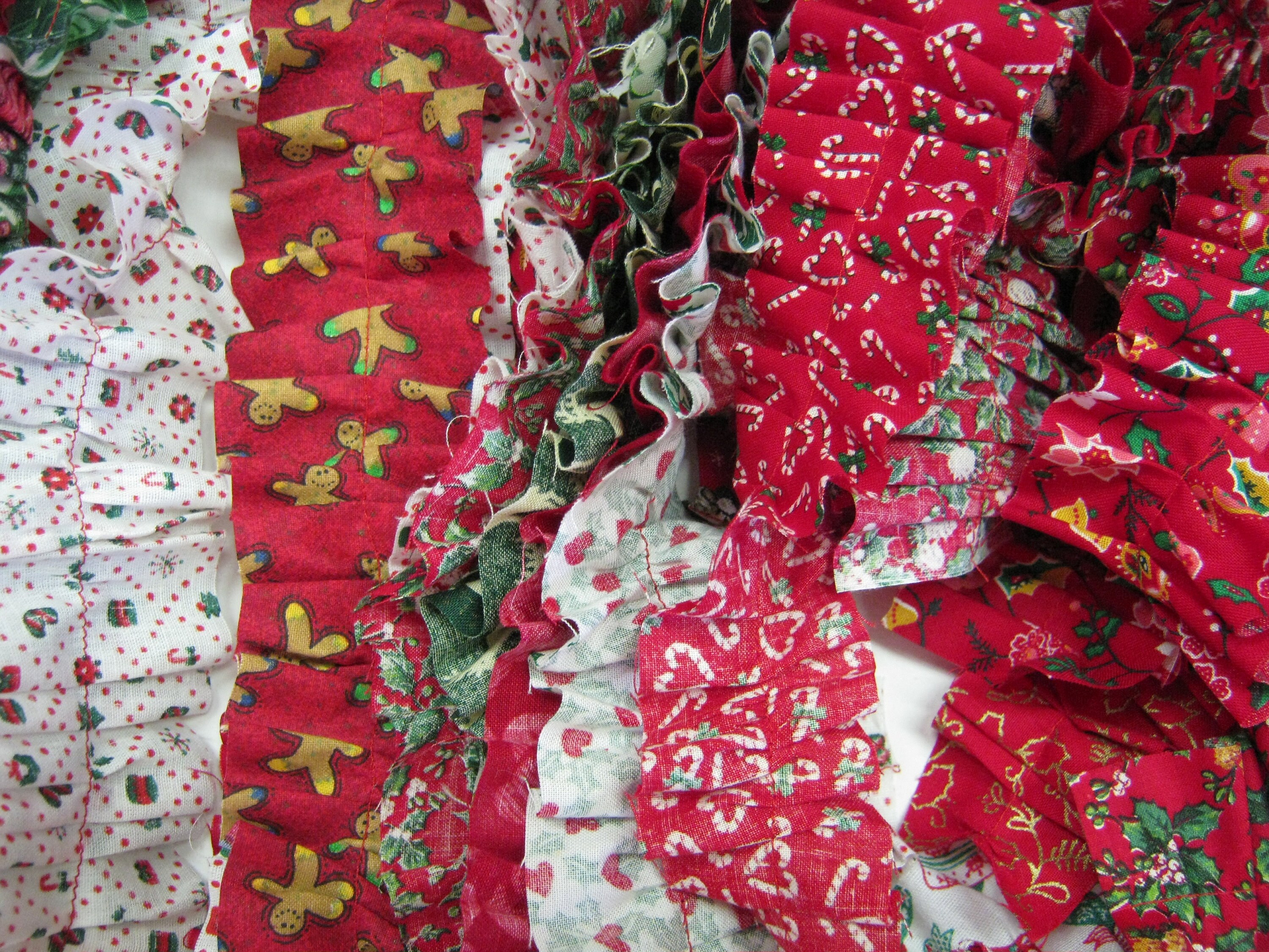 Christmas Fabric Ruffles vintage or Vintage Style for Journals, Junk ...