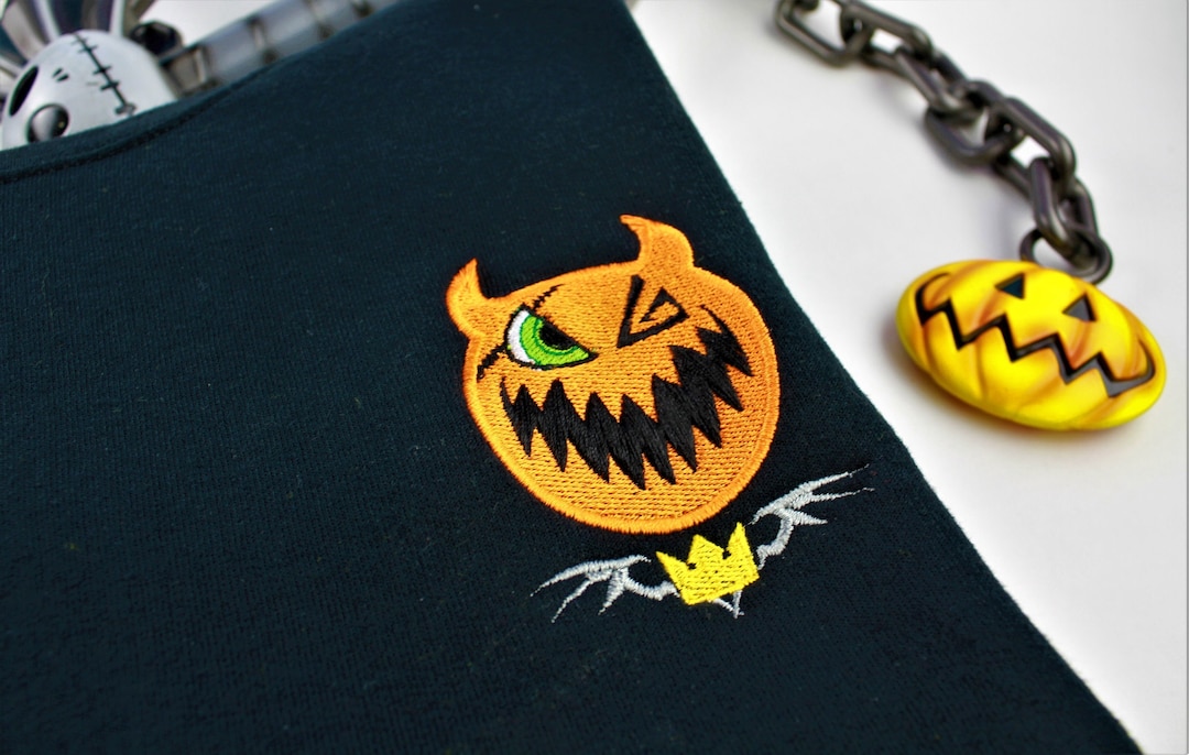 KH Halloweentown Sora Mask/sor'o'lantern Crewneck Sweater Keyblade ...