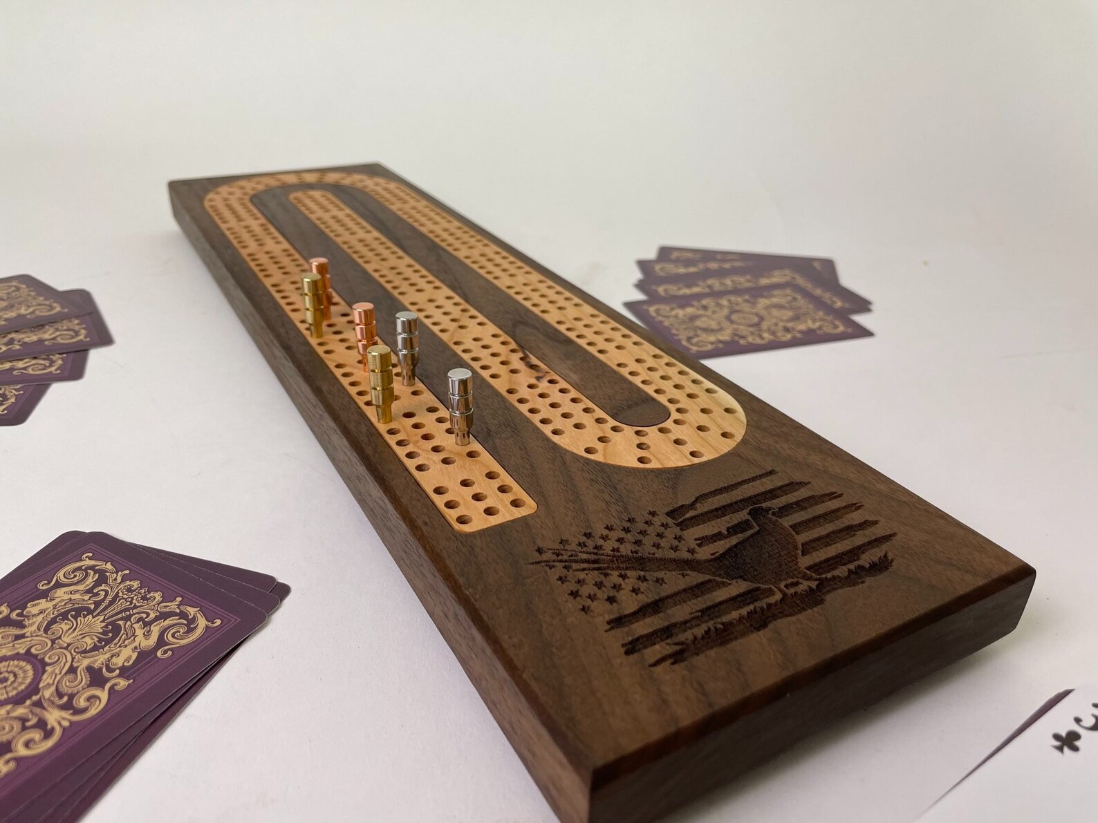 Premium Cribbage Board With Wooden Inlay | Comes With 6 Metal Pegs ...