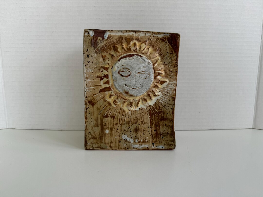 Vintage Smiling Sun Vase: 1970s Boho Decor, Joy Elaine, Japan - Etsy