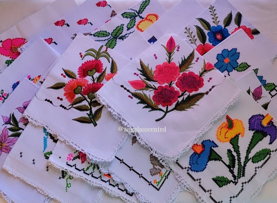 Hand-embroided Mexican Tortilla Wraps/bread Cloth/table Mat/cloth ...