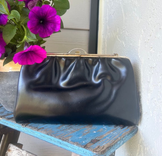 1980 Black Faux Leather Clutch / Vintage Wristlet Pou… - Gem