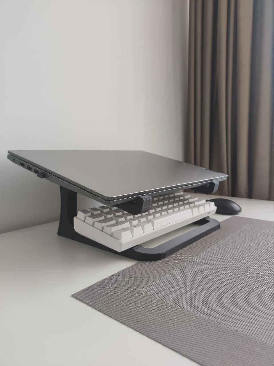 Minimal Laptop Stand | Modern Desk Support | 3D Printed | for Laptops ...