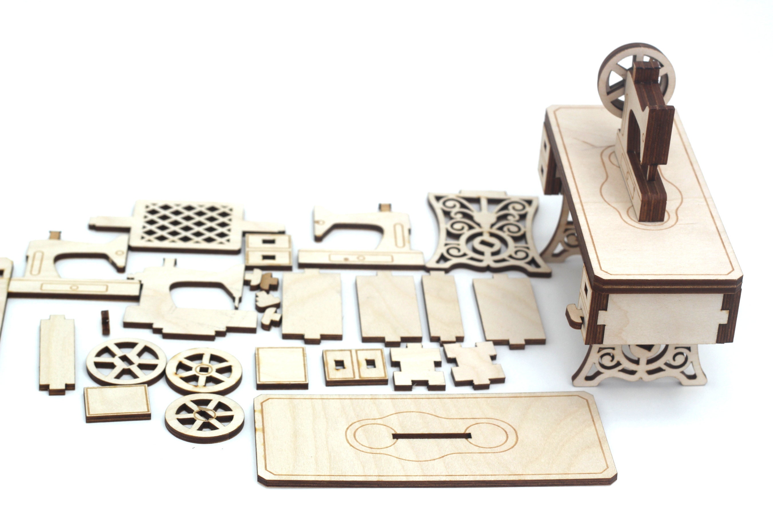 Mini Wooden Sewing Machine, Scale Sewing Machine, Sewing Machine Model ...