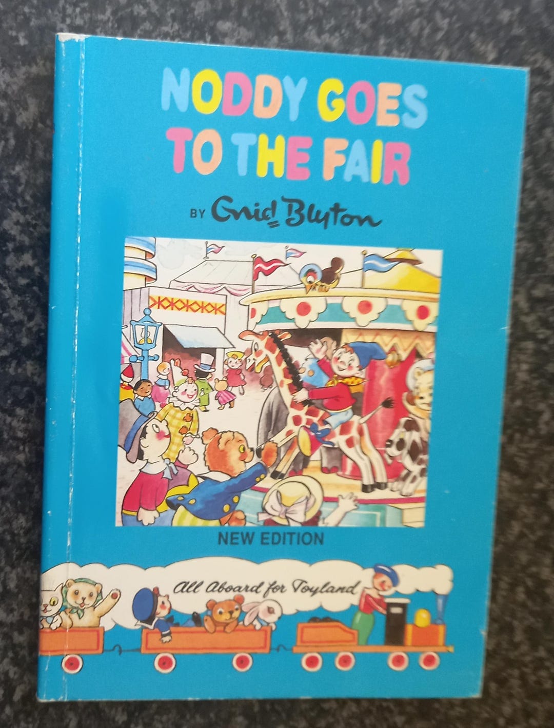 Noddy Goes to the Fair -book 21 - by Enid Blyton.. Soft Back Edition ...
