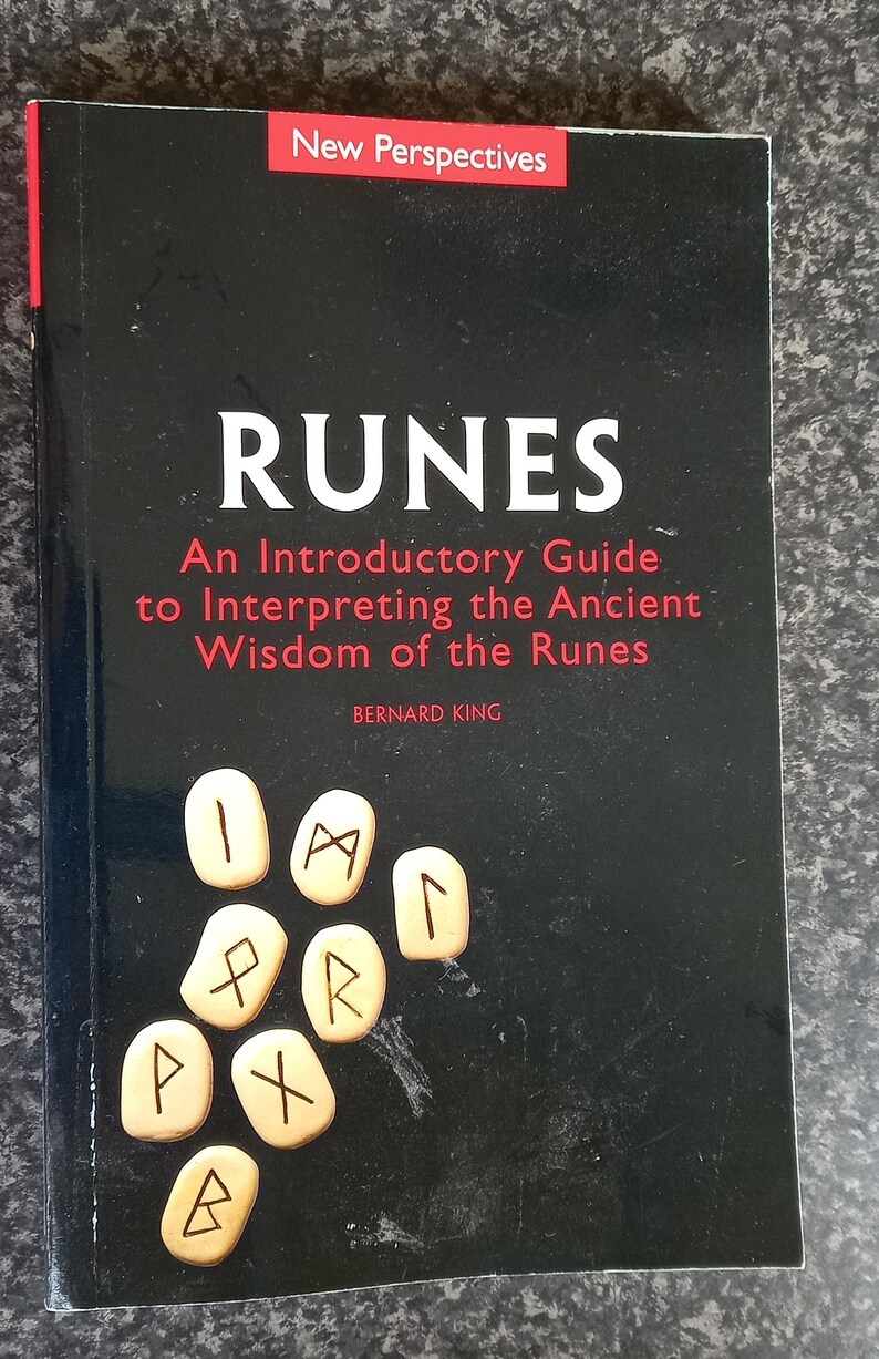 Runes ( an Introductory Guide to Ancient Wisdom of the Runes ) LB30 - Etsy