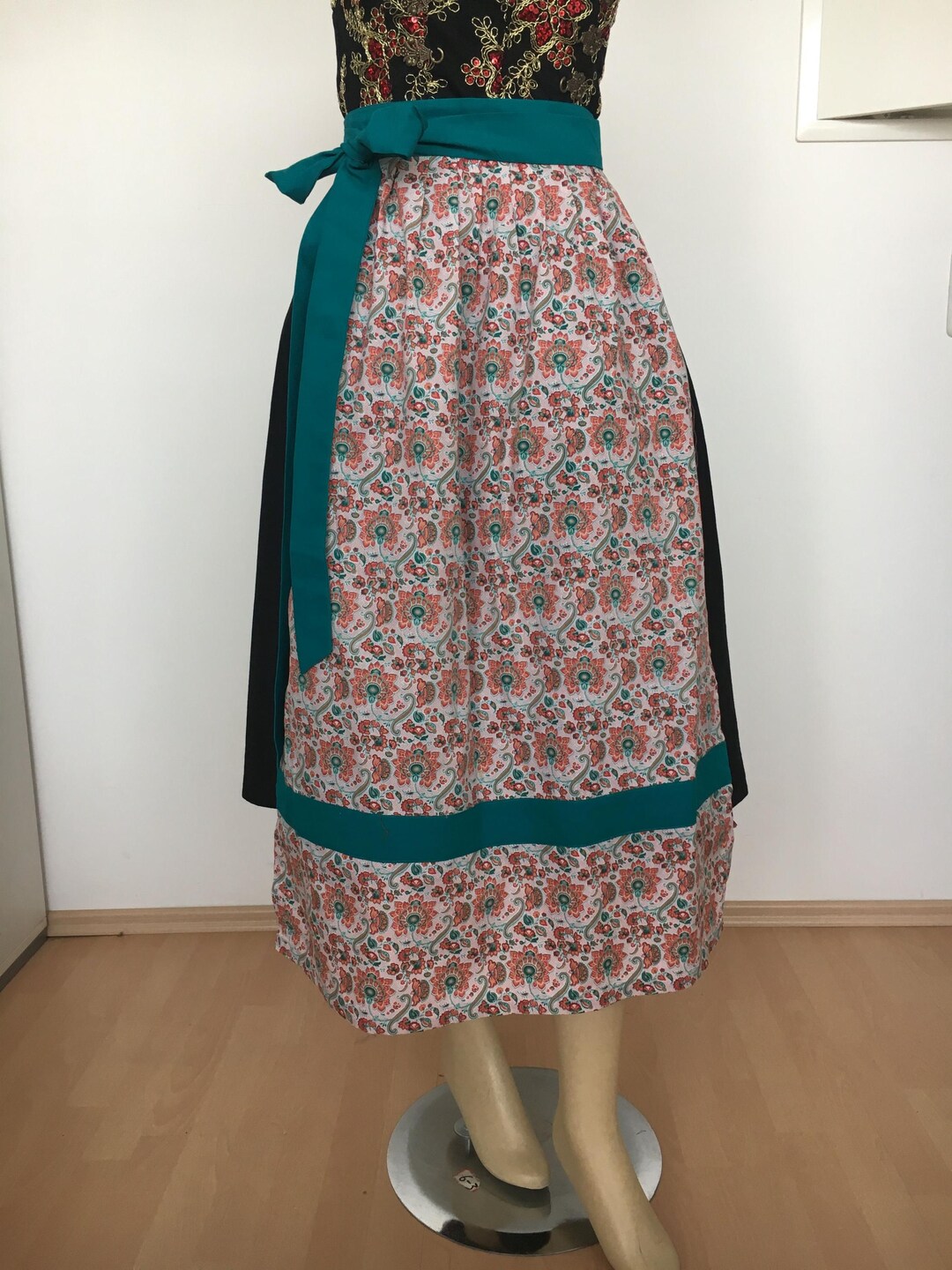 Dirndl Apron Midi Dirndl Apron Flowers Made to Measure - Etsy