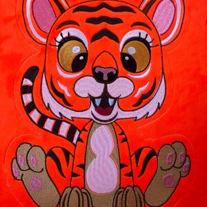 Embroidery File ITH Tiger Lilli for Frame 16 X 26 Cm, Machine ...