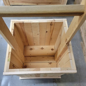 Wishing Well Planter Box Build Plans: DIY Cedar Wood (digital Download ...