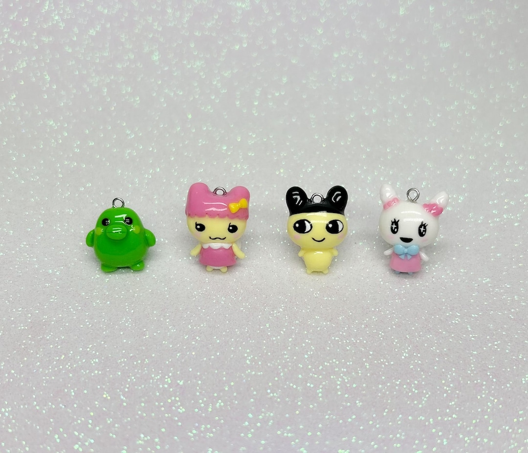 Charm Little Tamagotchi Mametchi Chamametchi Lovelitchi Kuchipatchi ...