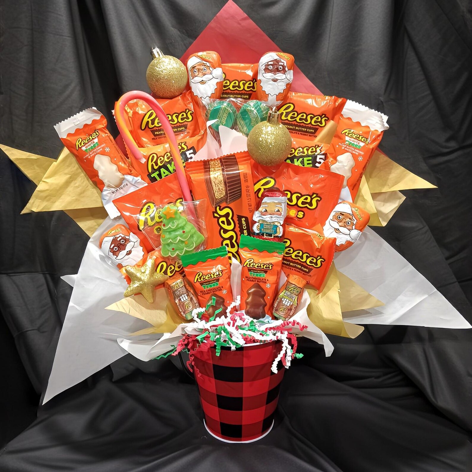 REESES CHRISTMAS GIFT, Reese's Candy Bouquet, Christmas Gift Basket ...