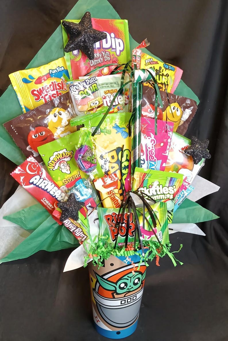 Grogu Candy Bouquet Gift, Baby Yoda Candy Gift, Mandalorian Gift for ...