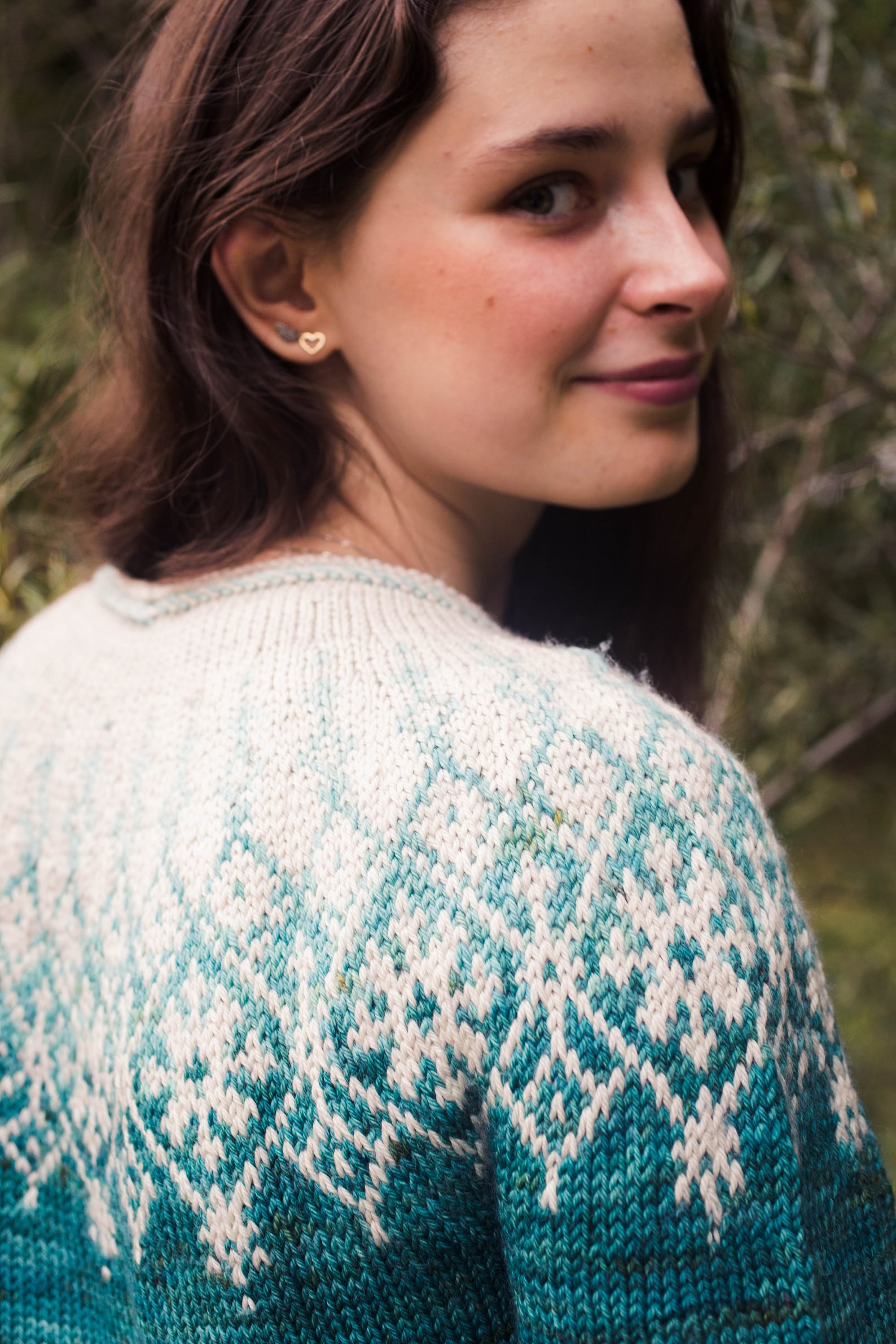 Sweater Knitting Pattern: Neretina Yoke Pullover, Stranded Colorwork ...