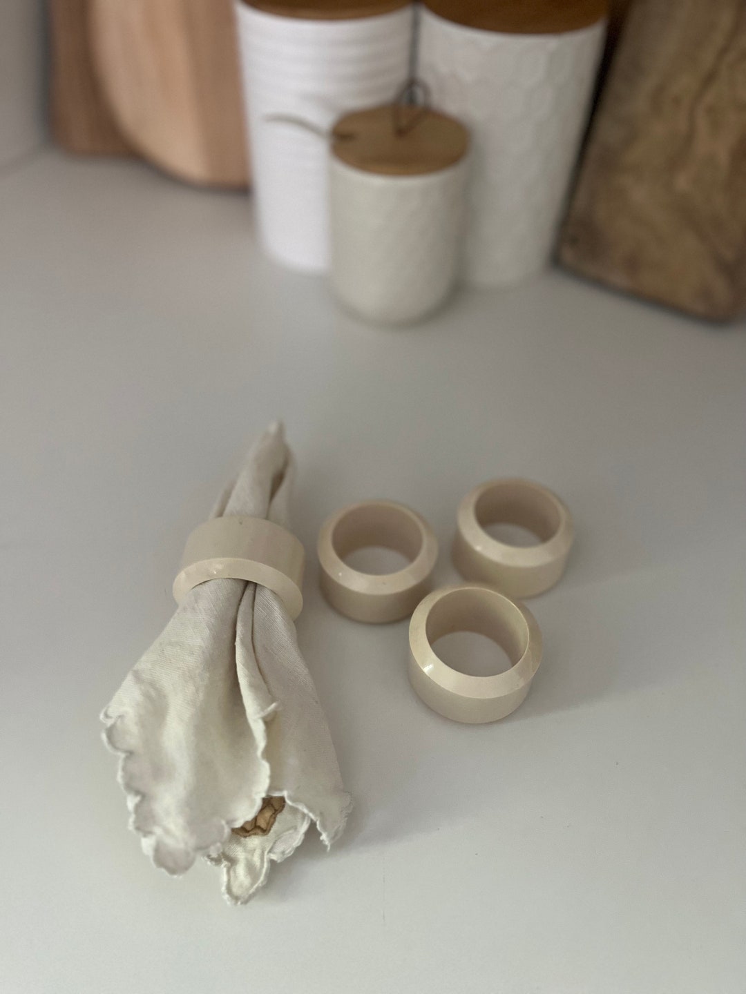 Vintage Cream Audrey Plastic Napkin Rings Set of 4 - Etsy