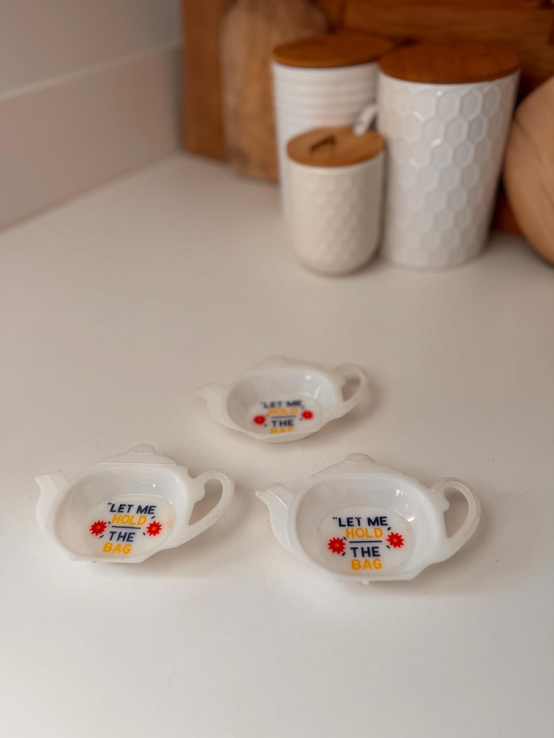 Vintage White Plastic Teapot “let Me Hold the Bag” Teabag Holders ...
