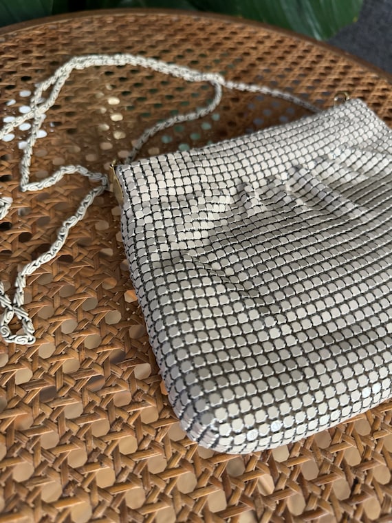 Vintage Cream Metal Mesh Shoulder Evening Bag - Gem