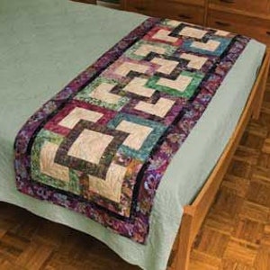 Garden Path Bed Runner - Etsy