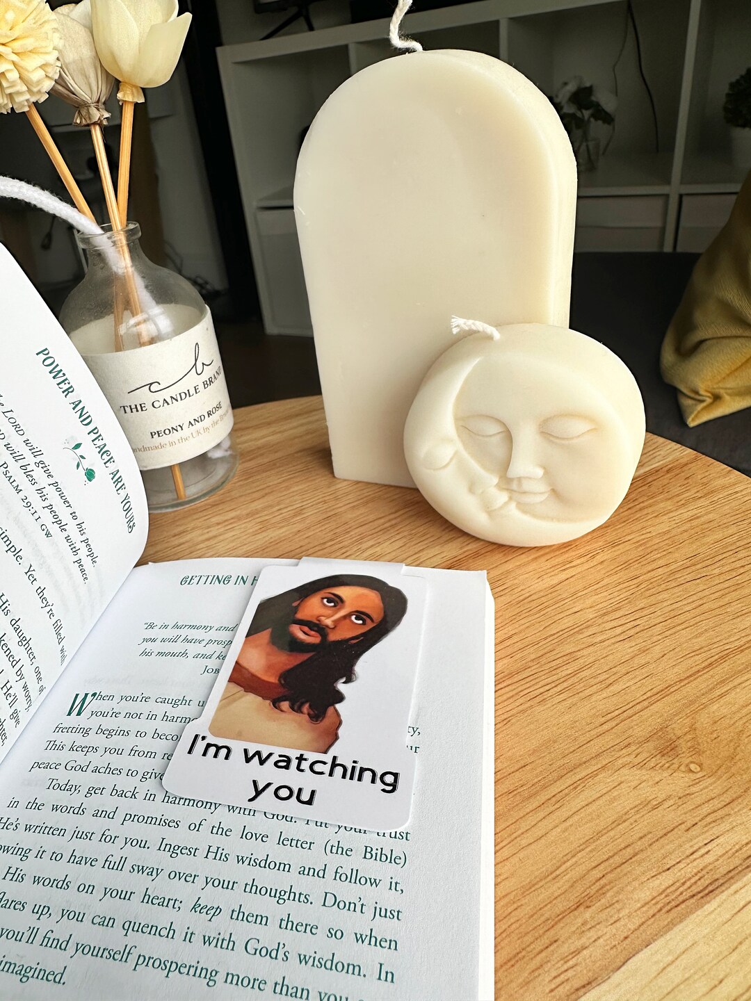 Peeking Jesus Bookmark | is That Smug? | Book Accessories | Page Saver ...