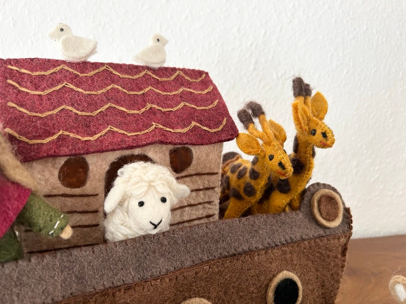 Felt Noah's Ark | Children's Puppet Show | Noah's Ark Baptism ...