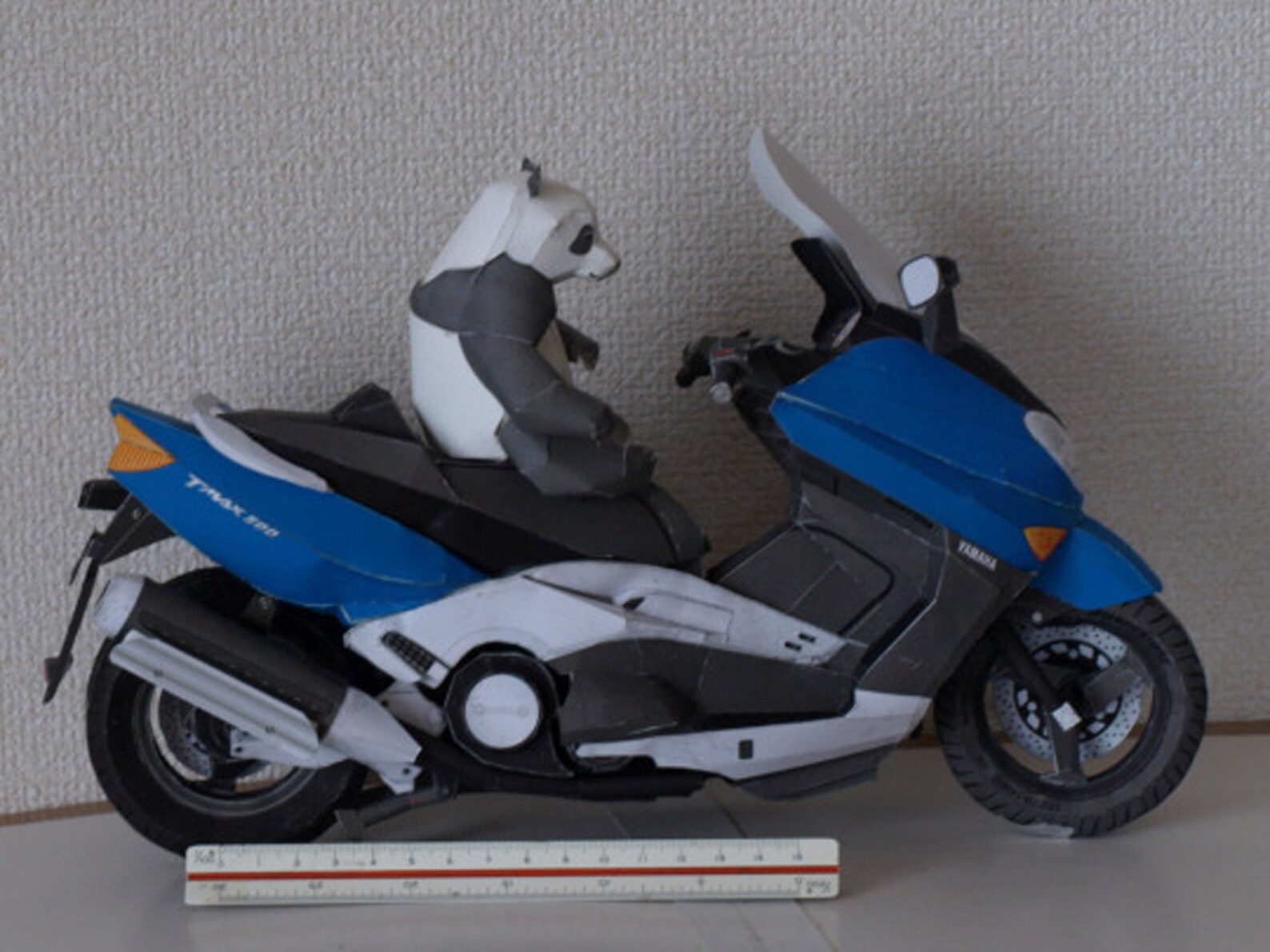 Yamaha Tmax Realistic Papercraft 3D Paper Model, Motorcycle, Paper ...