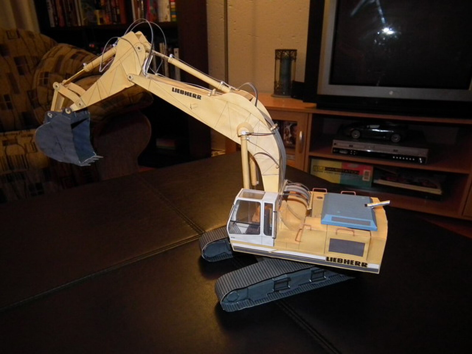 Digger, Papercraft, 3D Paper Model, Animal, Zoo, Paper Craft, Template ...