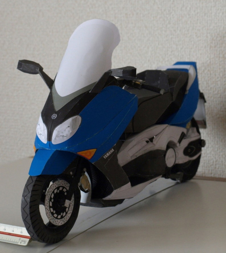 Yamaha Tmax Realistic Papercraft 3D Paper Model, Motorcycle, Paper ...