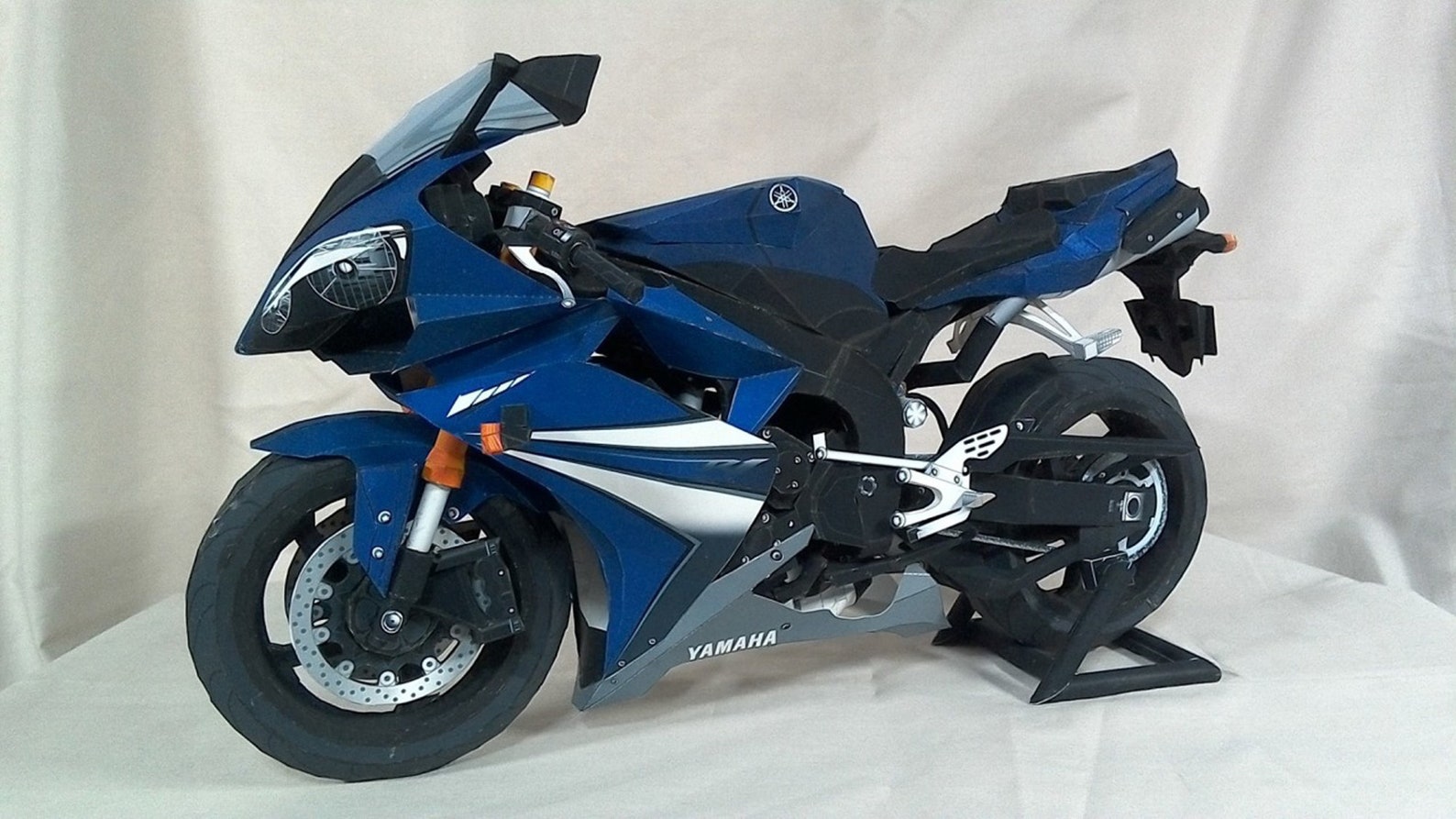 Yamaha YZF-R1-US Realistic Papercraft 3D Paper Model, Motorcycle, Paper ...
