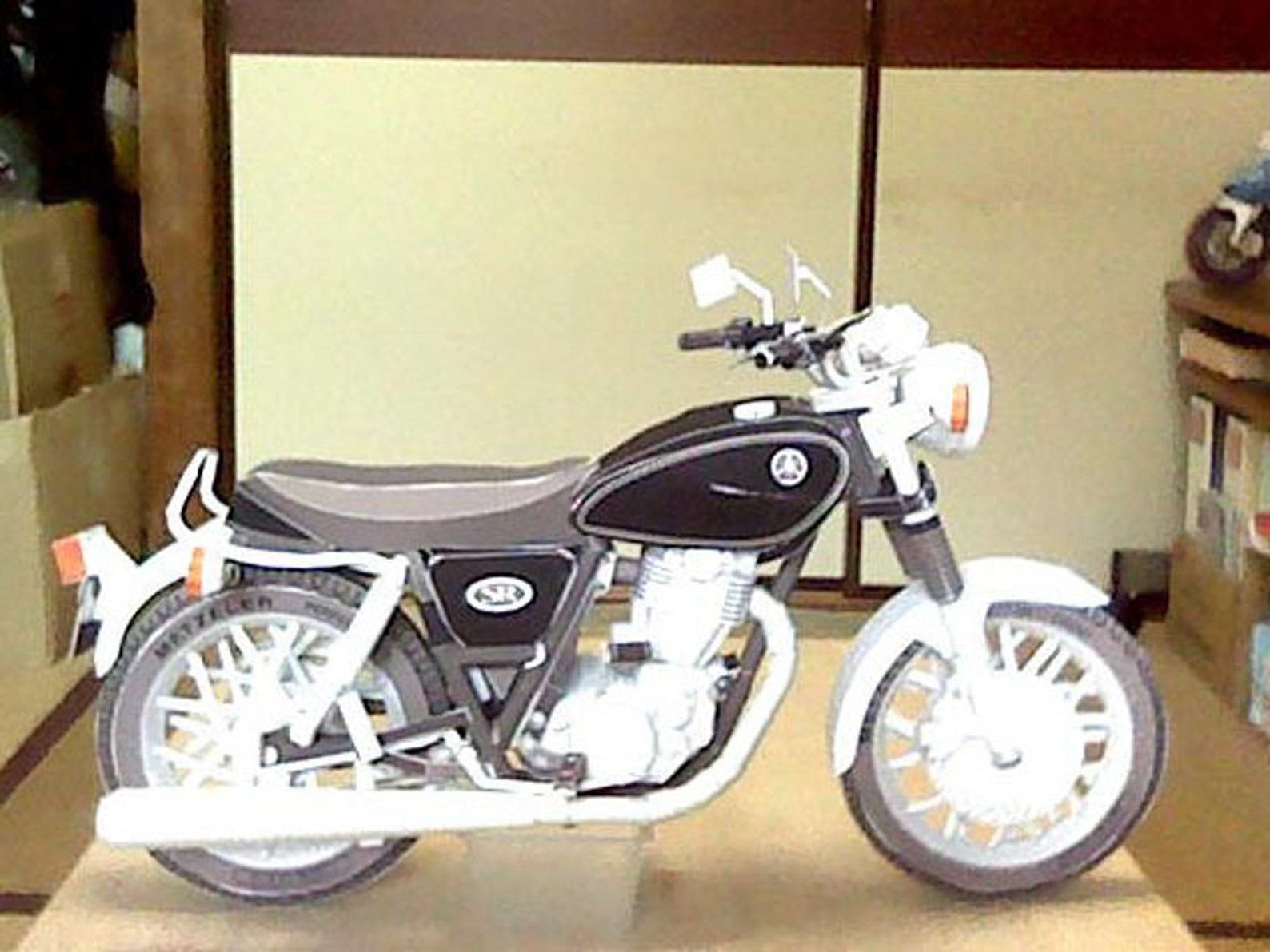 Yamaha SR400 Realistic Papercraft, 3D Paper Model, Motorcycle, Paper ...