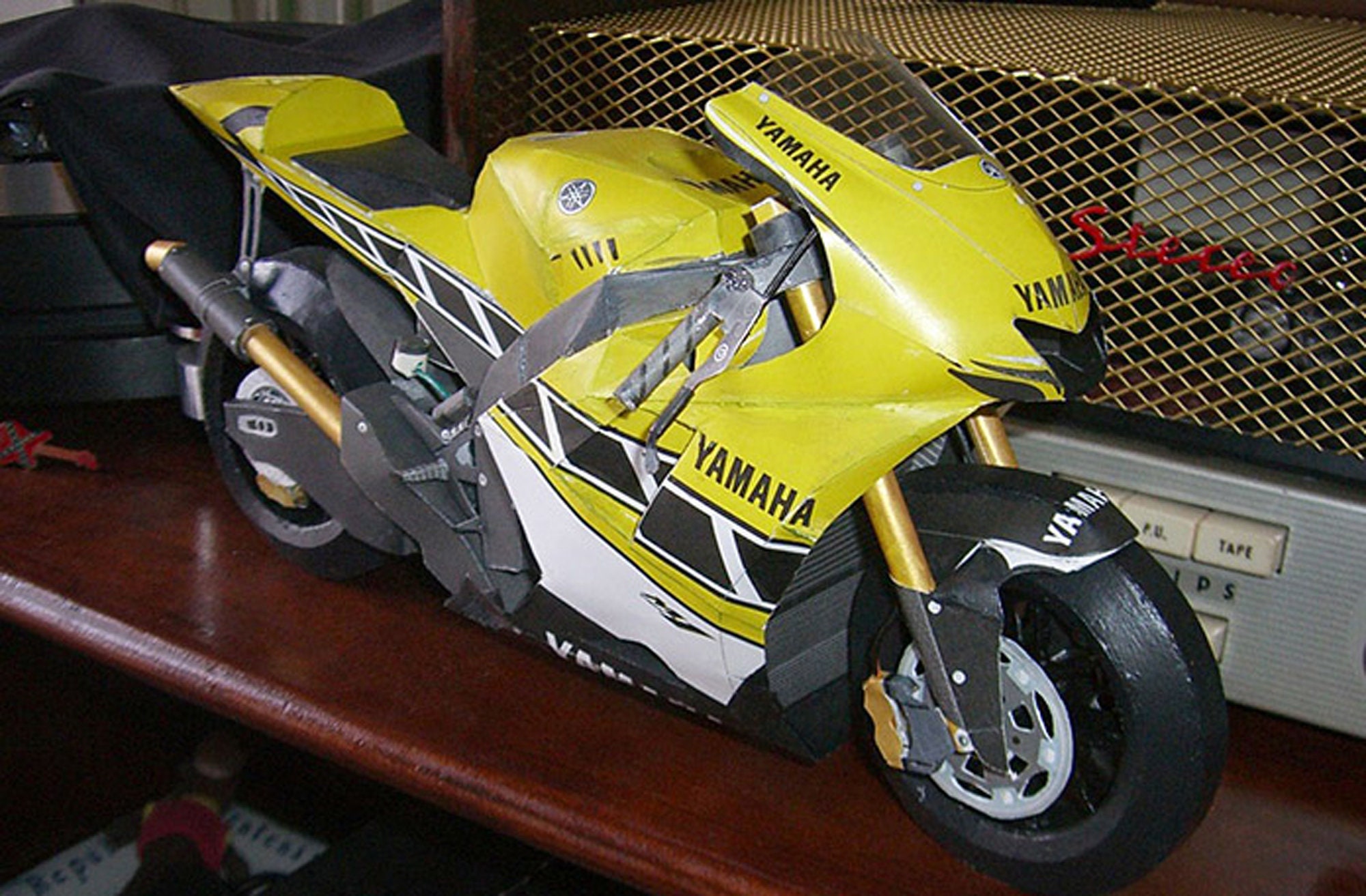 Yamaha YZR-M1-US Realistic Papercraft 3D Paper Model, Motorcycle, Paper ...