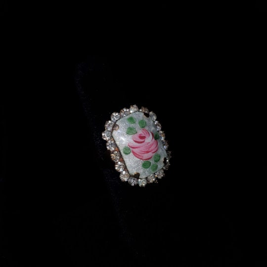 Vintage Guilloche Flower Stone Ring - Etsy