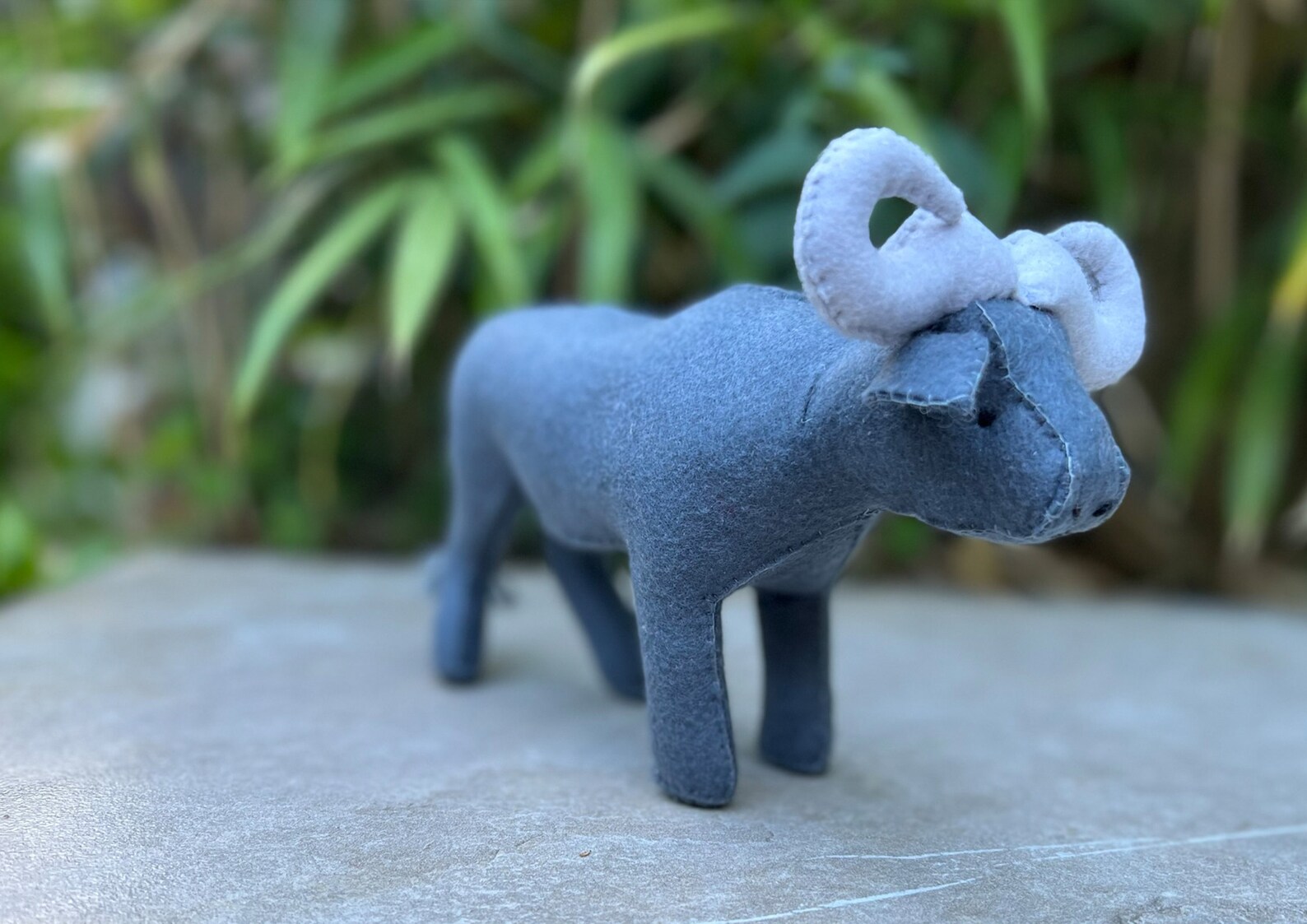 Felt African Buffalo Sewing Pattern PDF Safari Stuffed Animals - Etsy