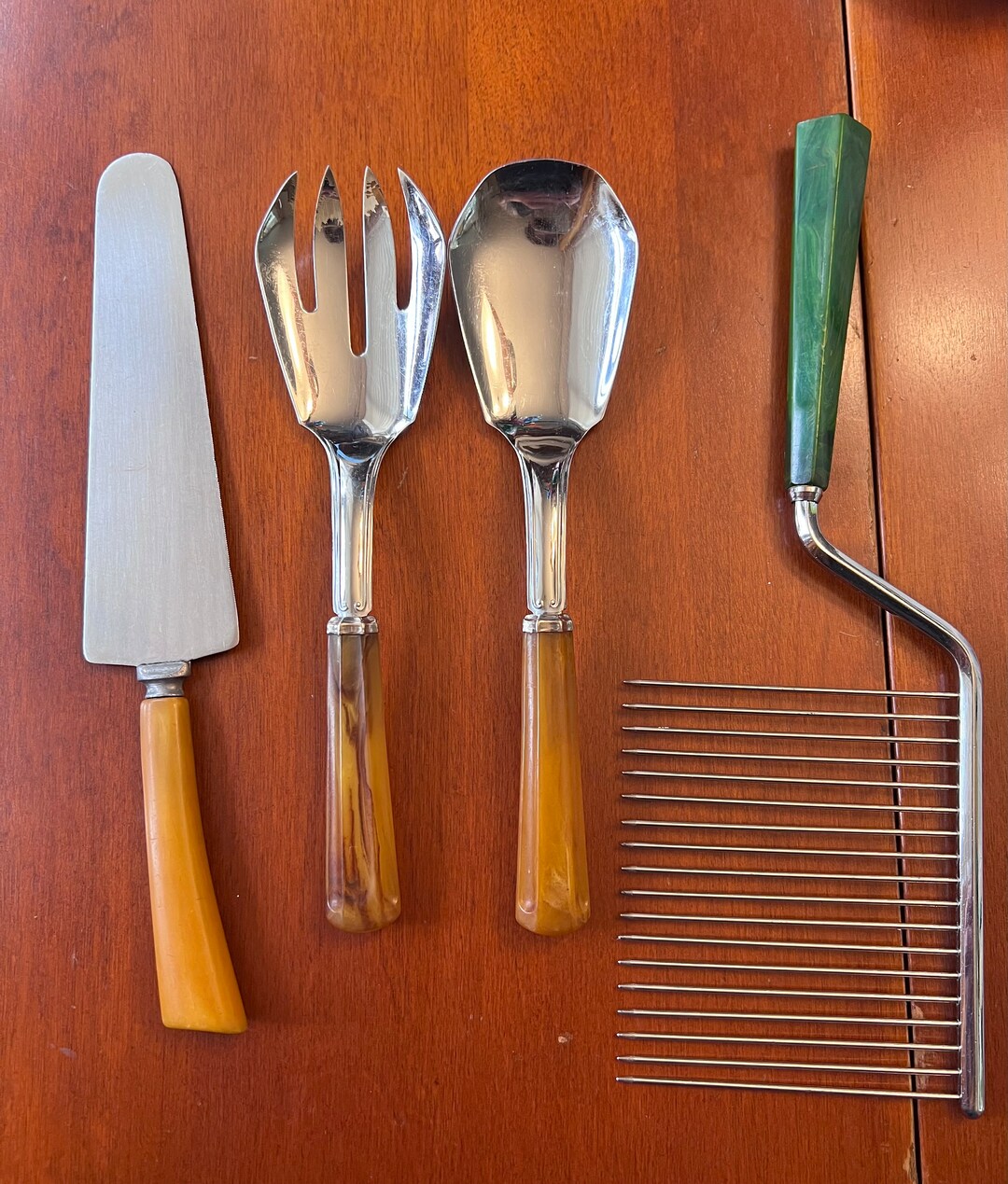 Vintage Bakelite Kitchen Tools (collection)- Salad, Cake, Pie Servers ...