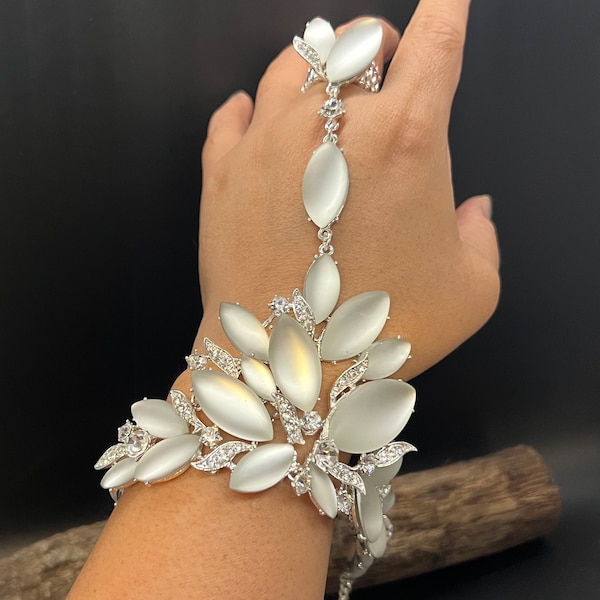 Connected Ring - Etsy