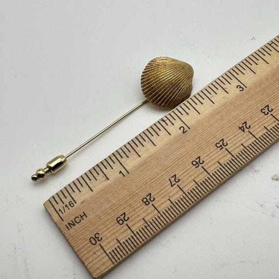 Crown Trifari Seashell Clam Shell 1960's Bright Gold … - Gem