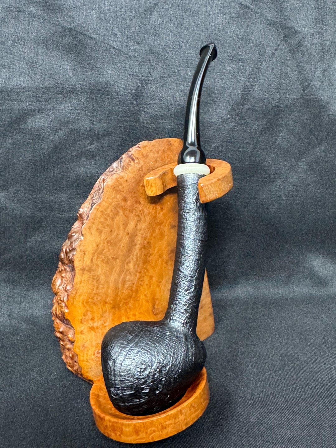 Rare Ancient Bog Oak (morta) Pencil Shank Pipe With Strawberry-style ...