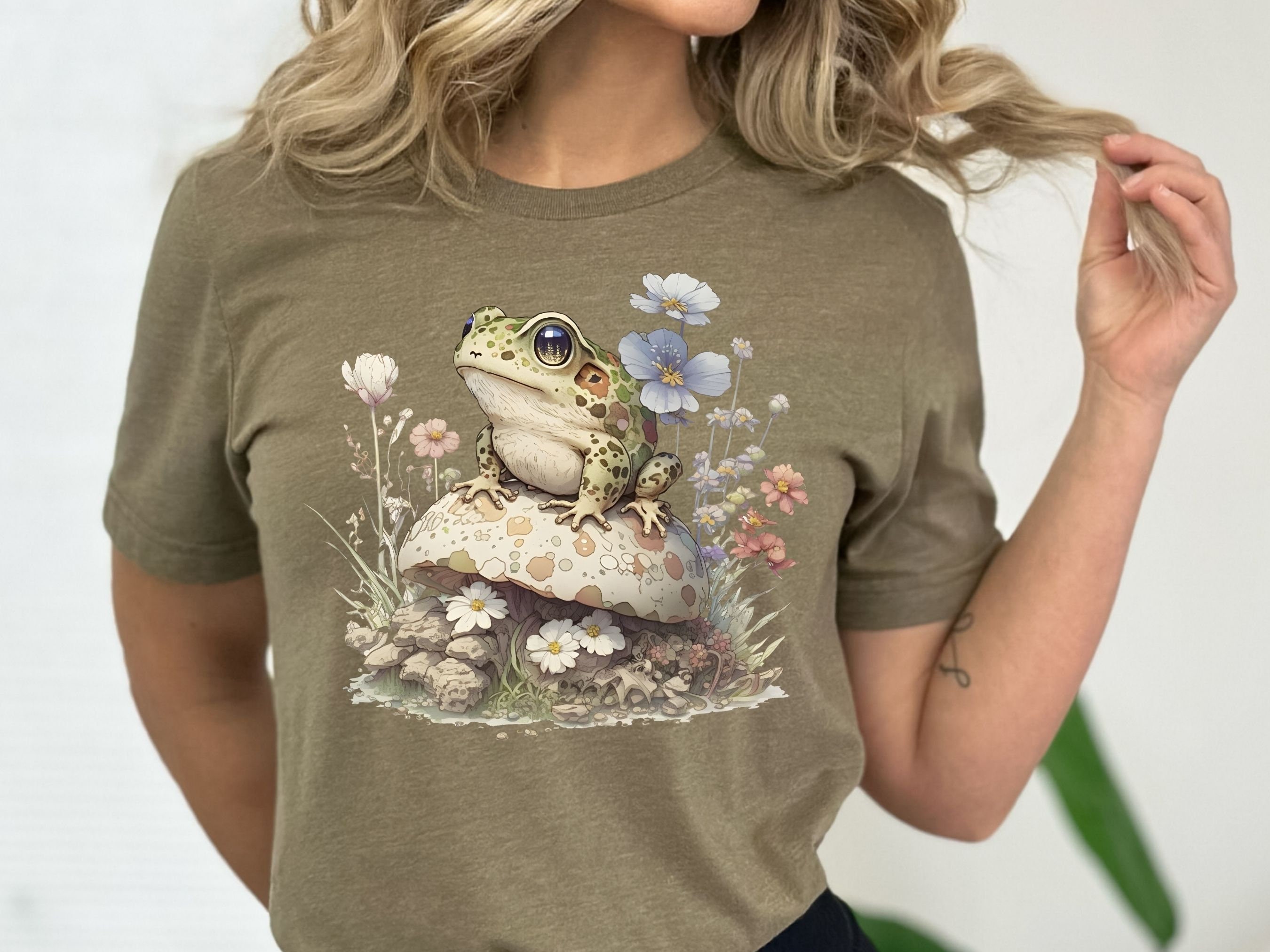 Cute Frog Shirt, Cottagecore Frog and Mushroom Toadstool T-shirt ...