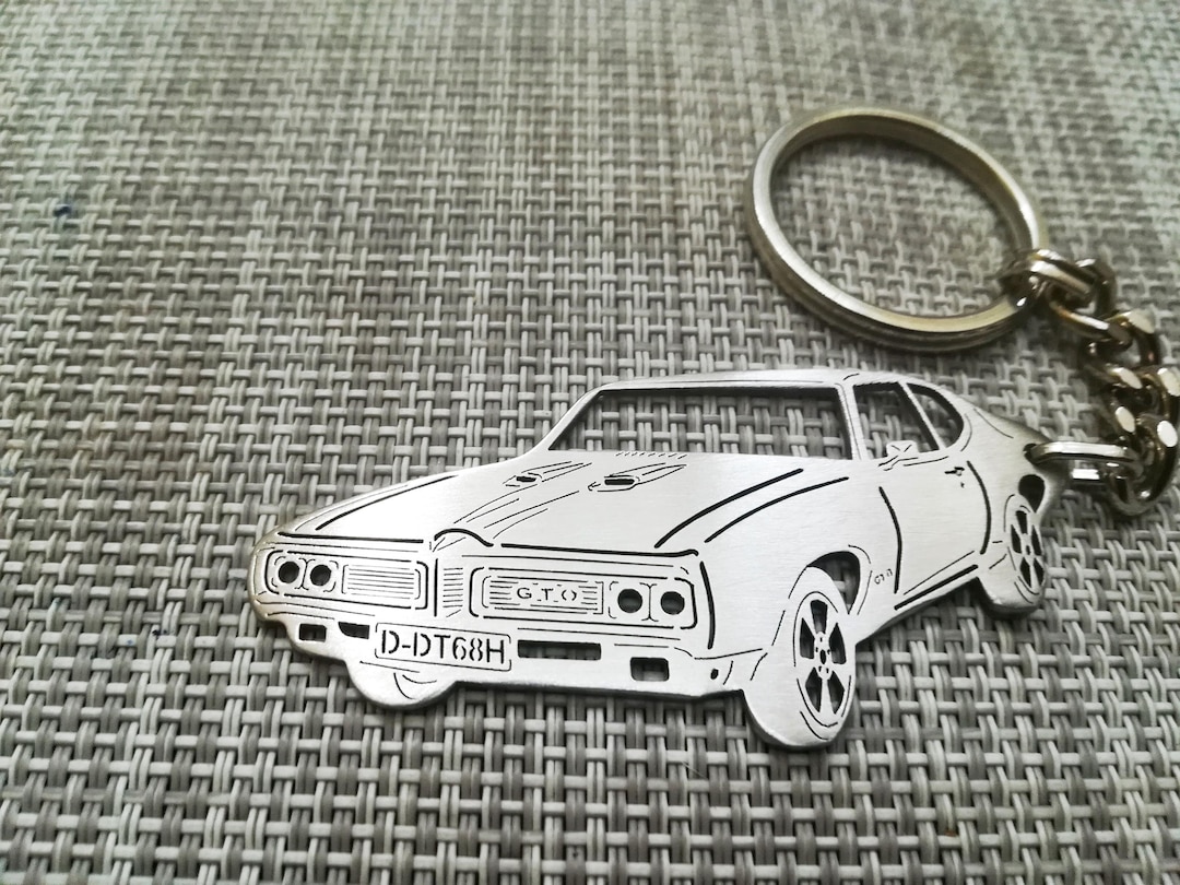 Custom Fathers Day Gift Car Keychain With Personalized Name, Gift for ...
