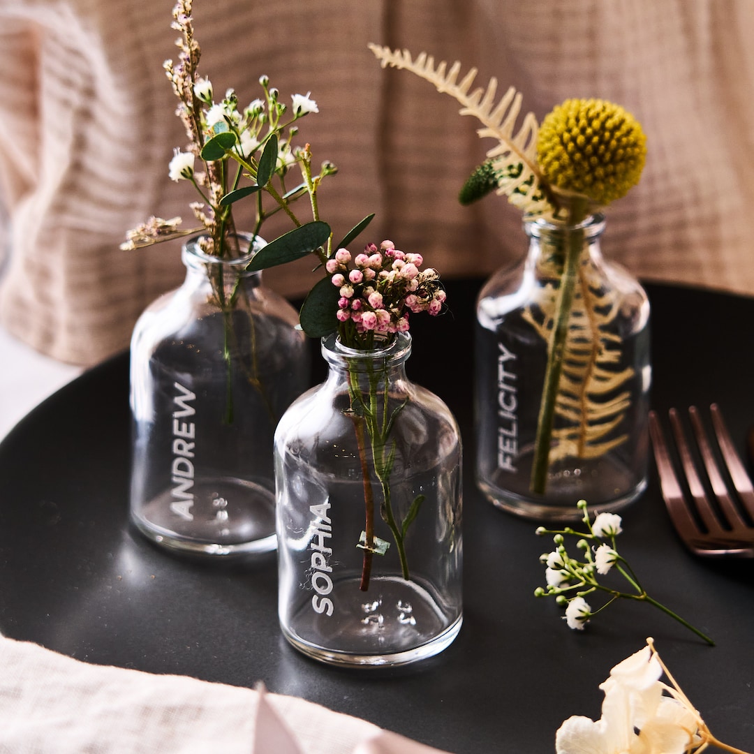 Engraved Place Setting Vase Favour - Etsy