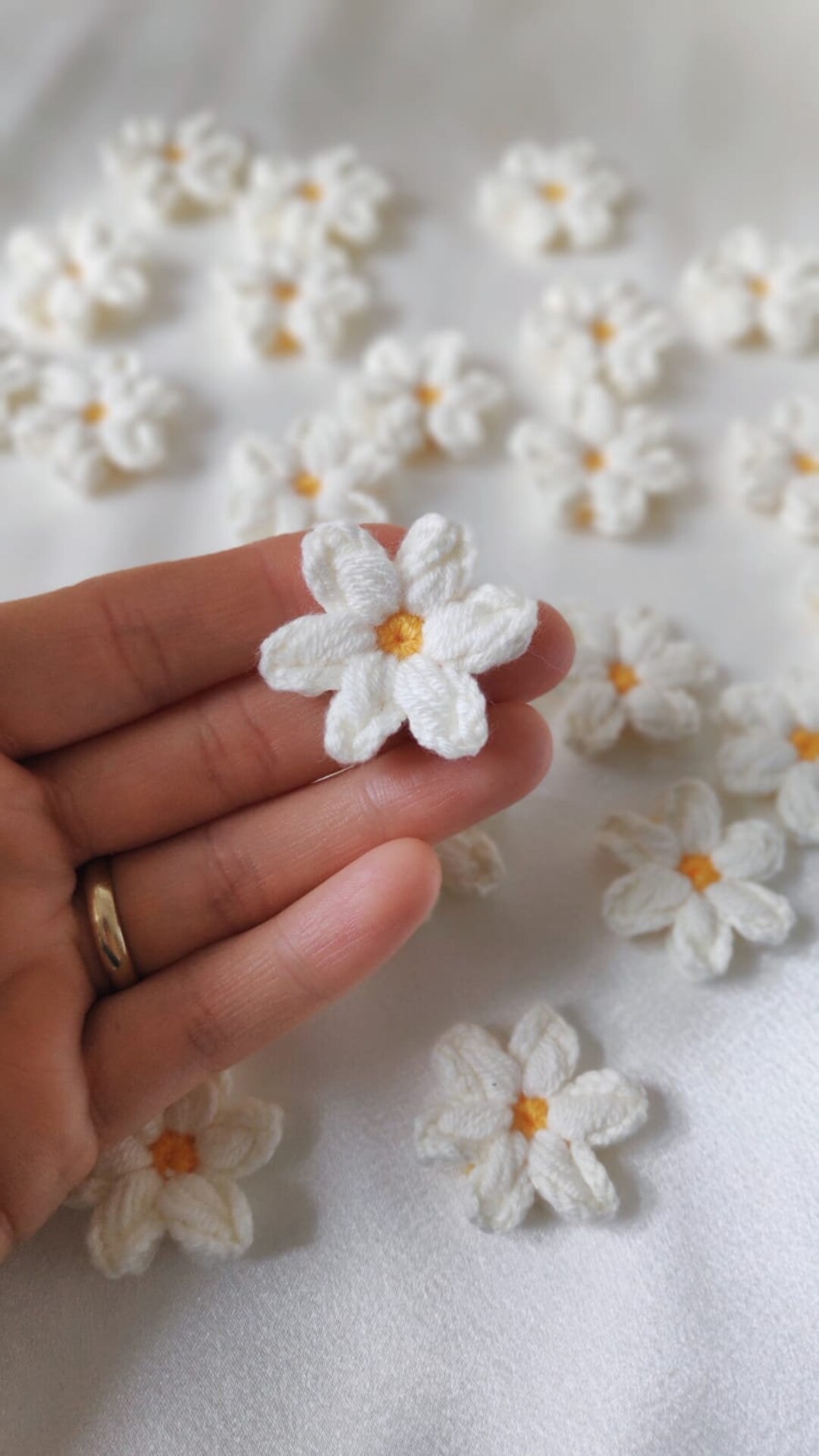 Small Crochet Daisy Appliques. 10 Pcs Flower Embellishments for Your ...
