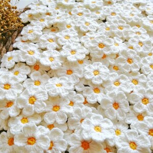 Mini Daisy Crochet Flower Set of 25, Handmade Crochet Flowers for Your ...