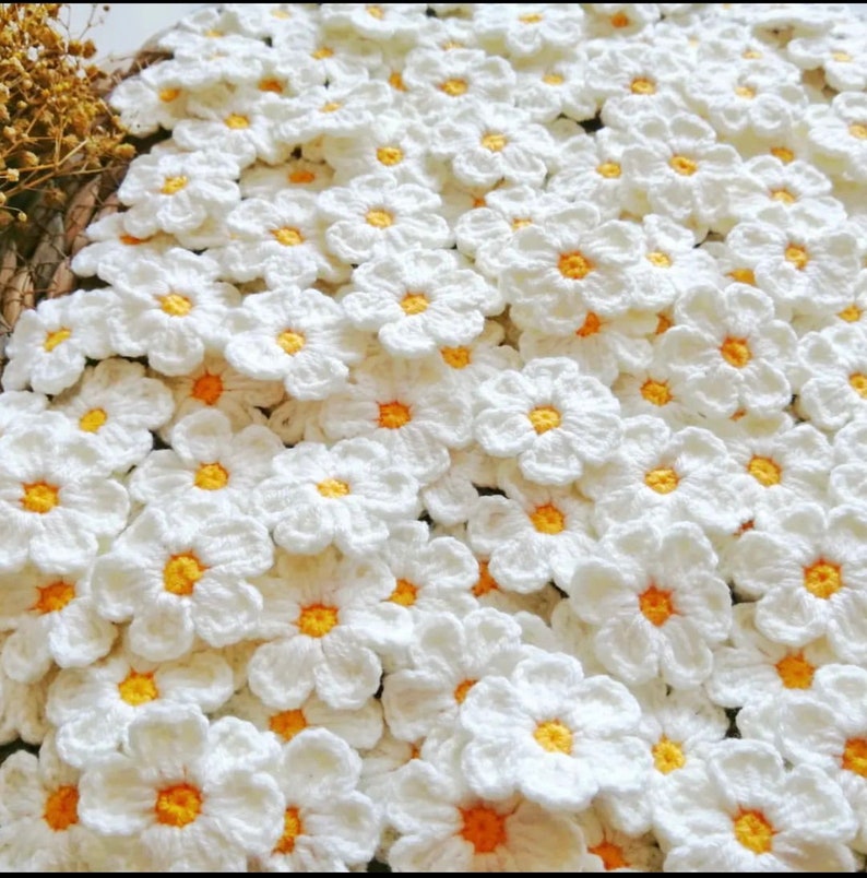 Mini Daisy Crochet Flower Set of 25 Handmade Crochet Flowers - Etsy