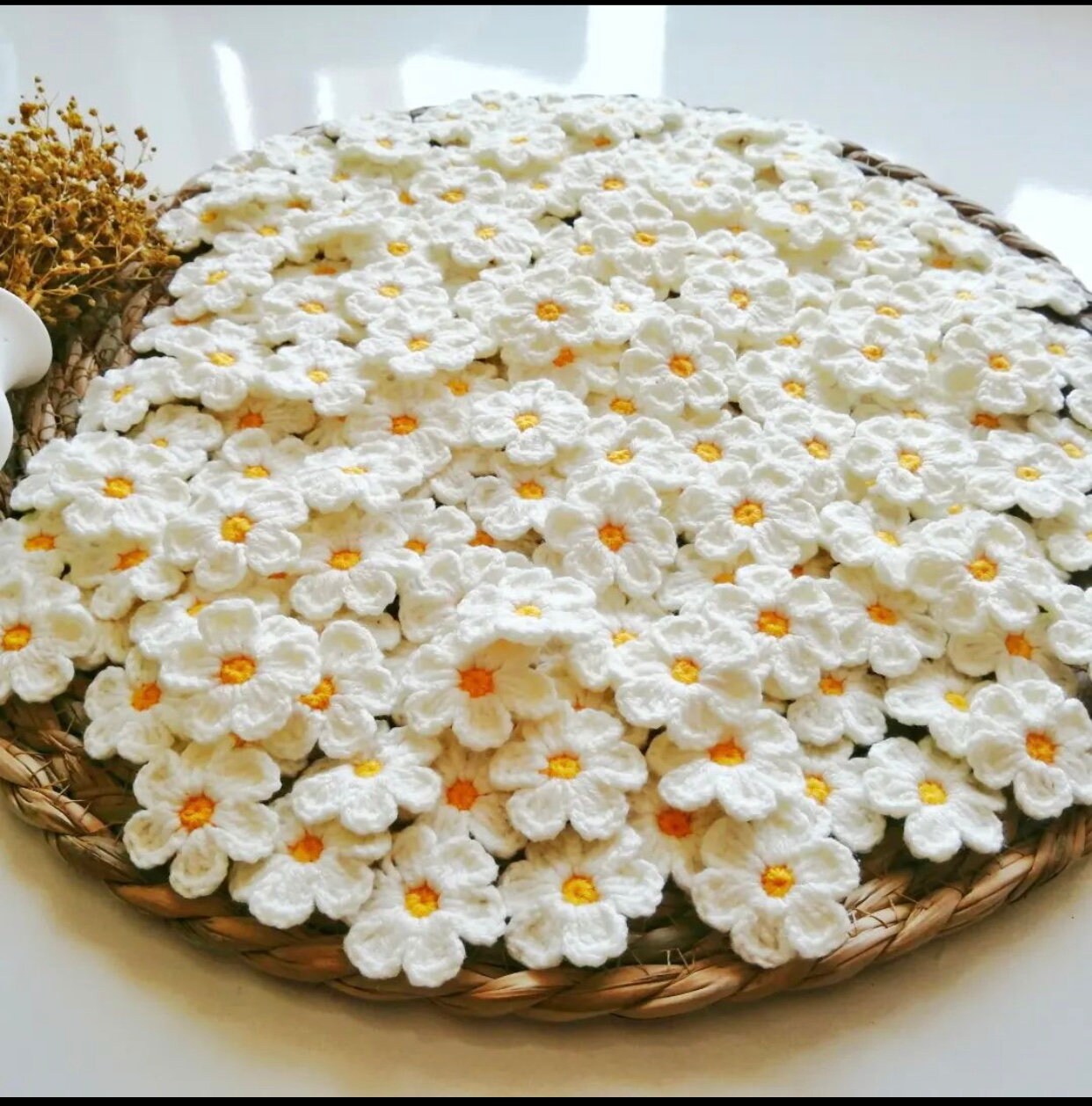 Mini Daisy Crochet Flower Set of 25 Handmade Crochet Flowers - Etsy