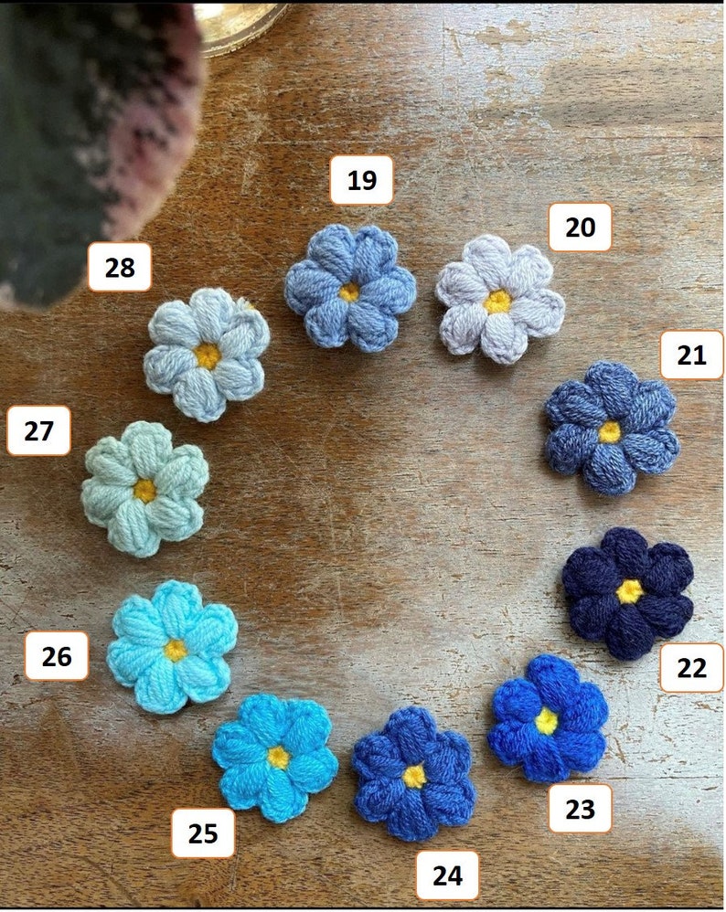 Mini Daisy Crochet Flower Set of 25 Small Crochet Daisy - Etsy