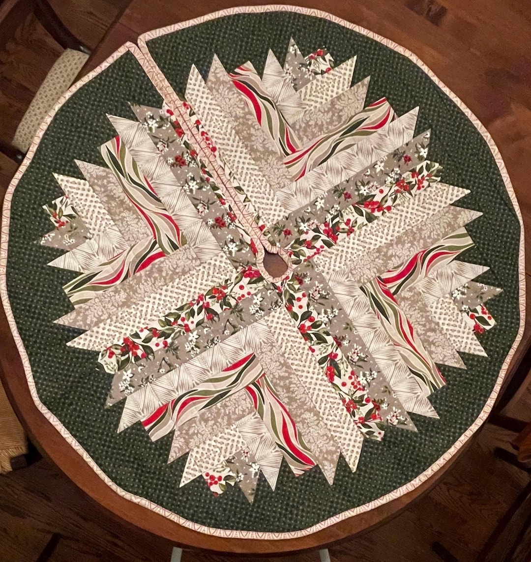 TREE SKIRT: 40" Handmade Quilted Tree Skirt - Etsy