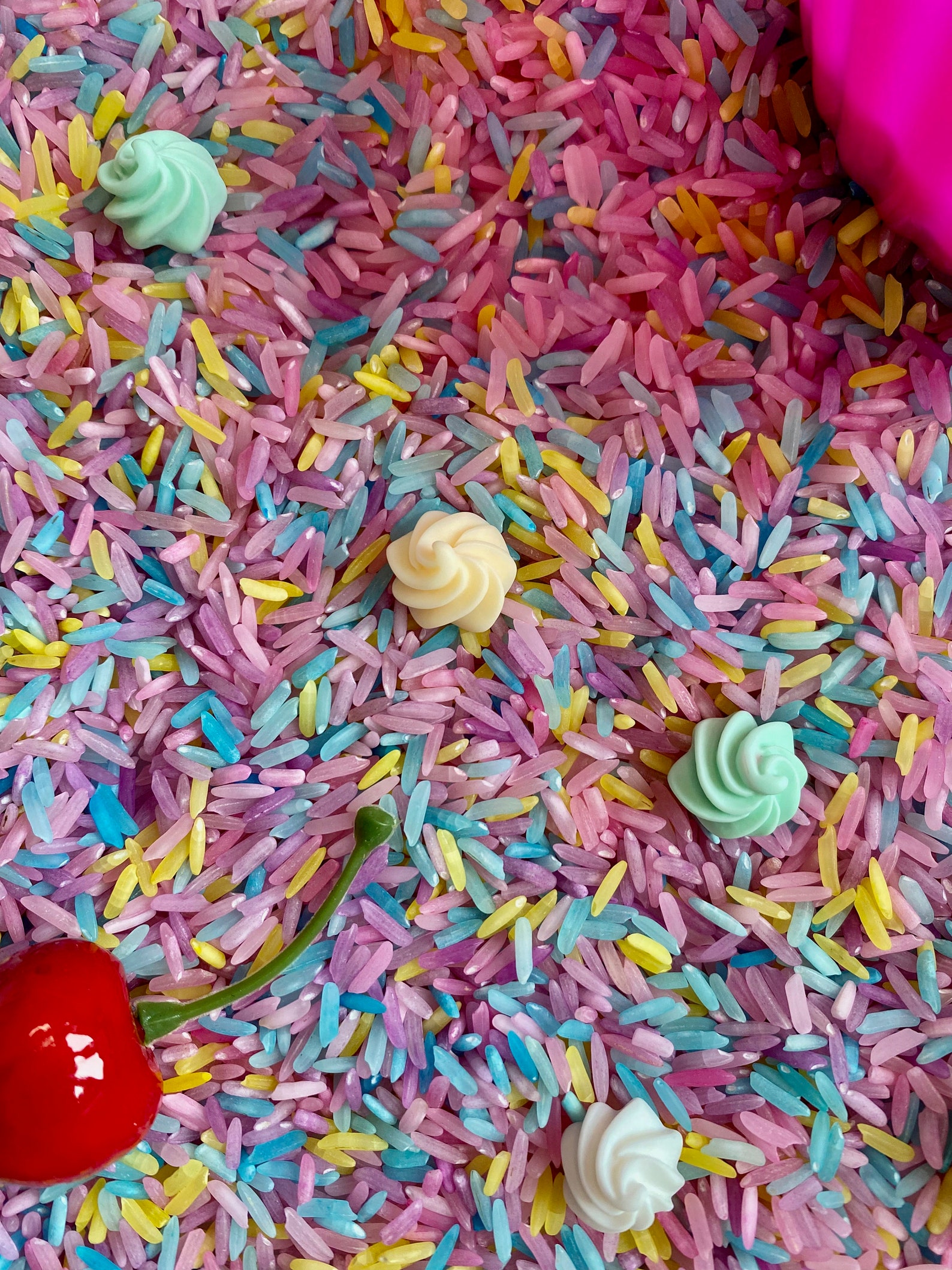 Ice Cream Sensory Bin for Toddlers | Summer Sensory Activity | Icecream ...