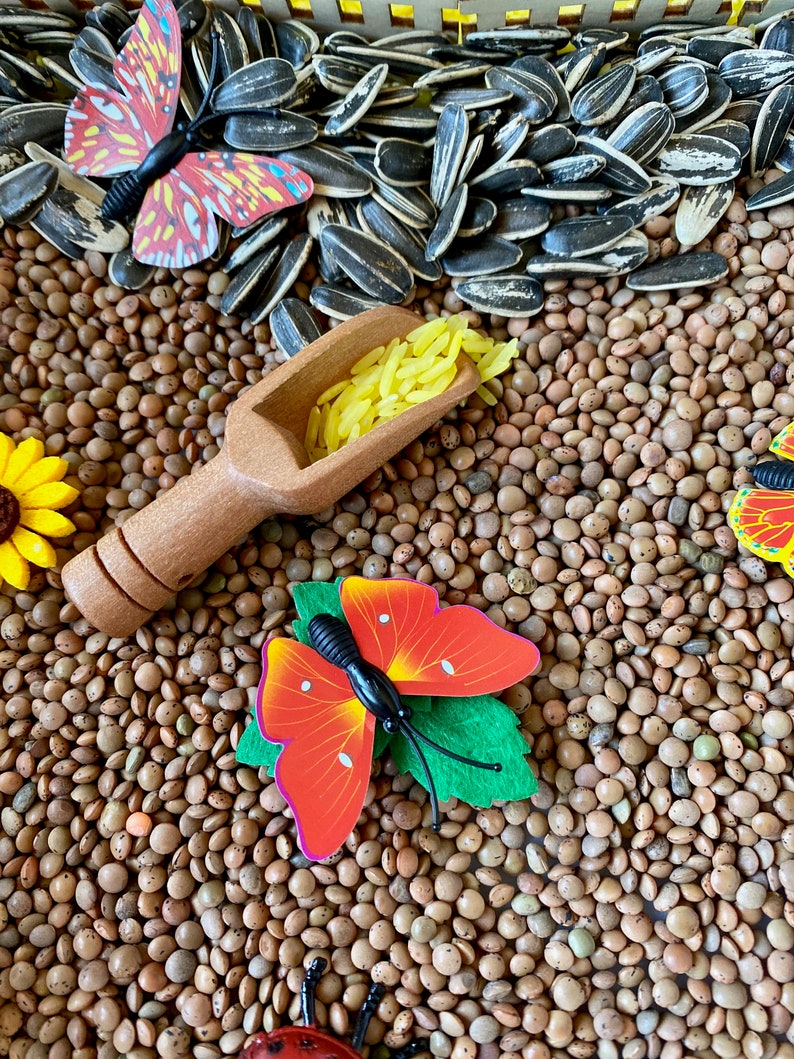 Sunflower Sensory Bin | Summer Sensory Activity for Toddlers ...