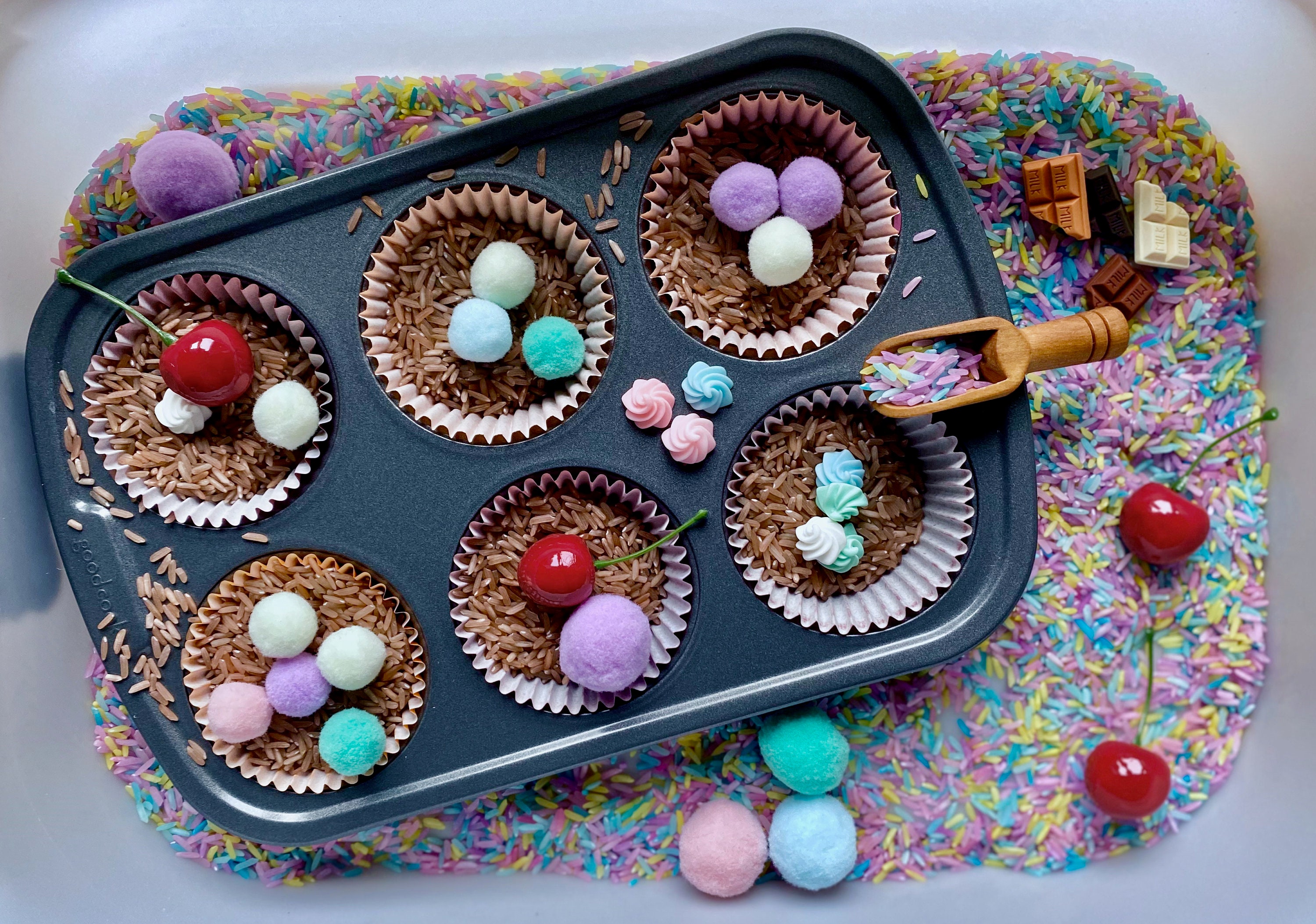 Dessert Baking Sensory Bin | Cupcake / Muffin Baking Sensory Activity ...
