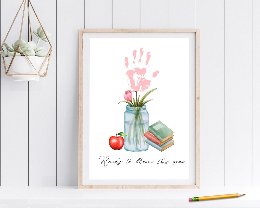 Back to School Handprint Craft | Back to School Craft | First Day of ...