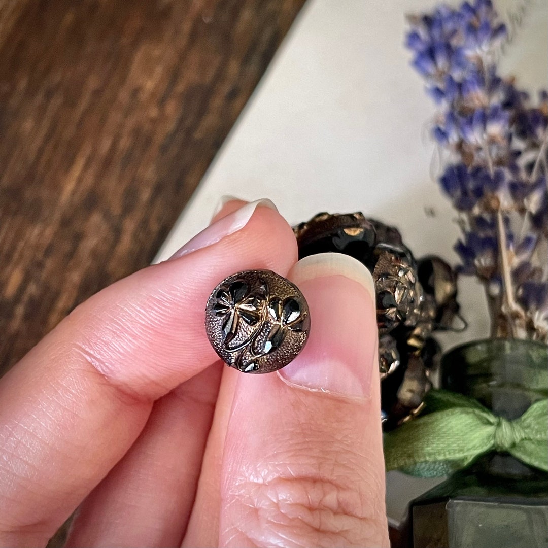 Antique Victorian Glass Buttons - Etsy