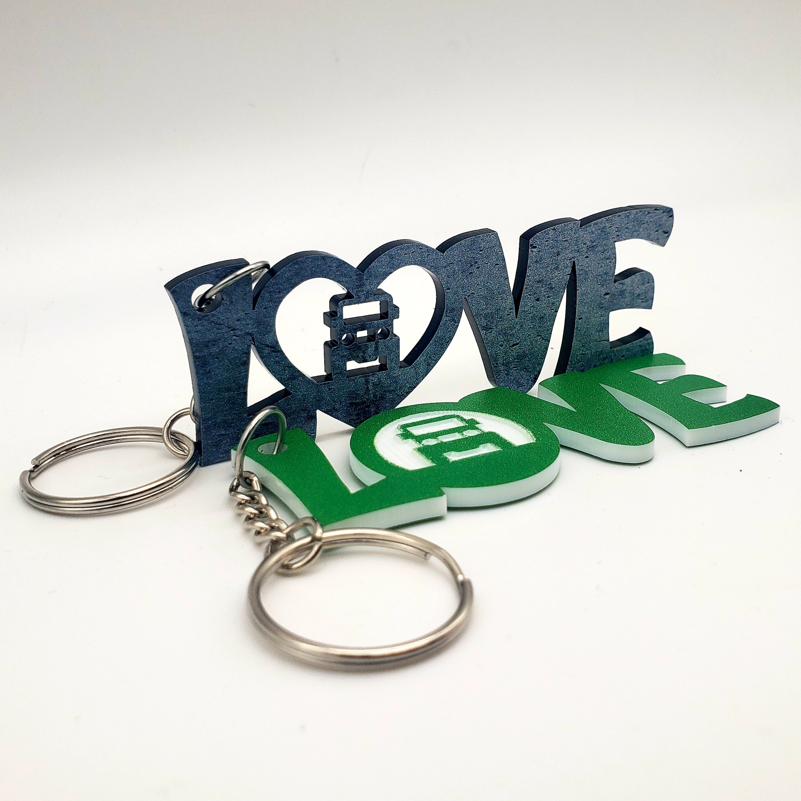 DIGITAL TREAD SUV Keychain File Heart Key Chain Cut Design Beep Love ...